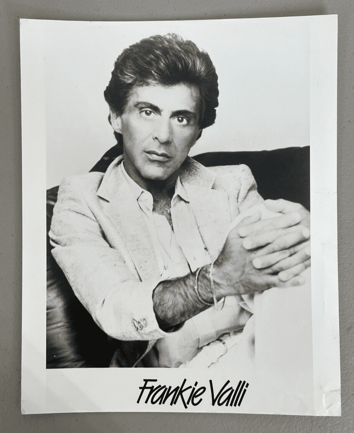 Quién Canta La Canción Original De CAN'T Take My Eyes Off You